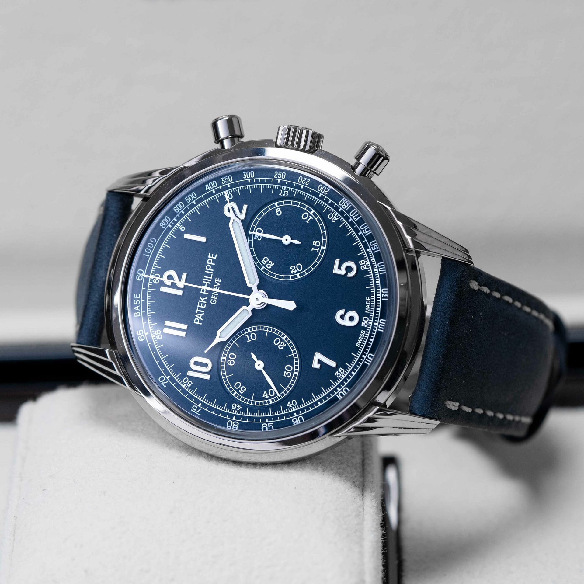 Patek Philippe 5172G-001 Chronograph White Gold 41mm (5172G-001 ...