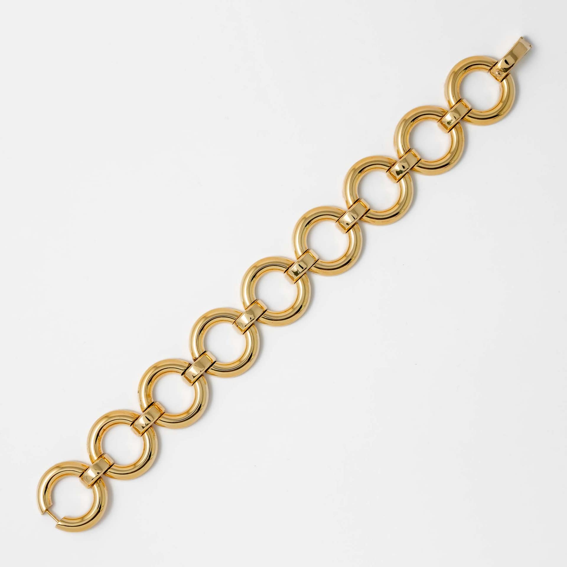 Classic Yellow Gold Circle Link Bracelet — Shreve, Crump & Low