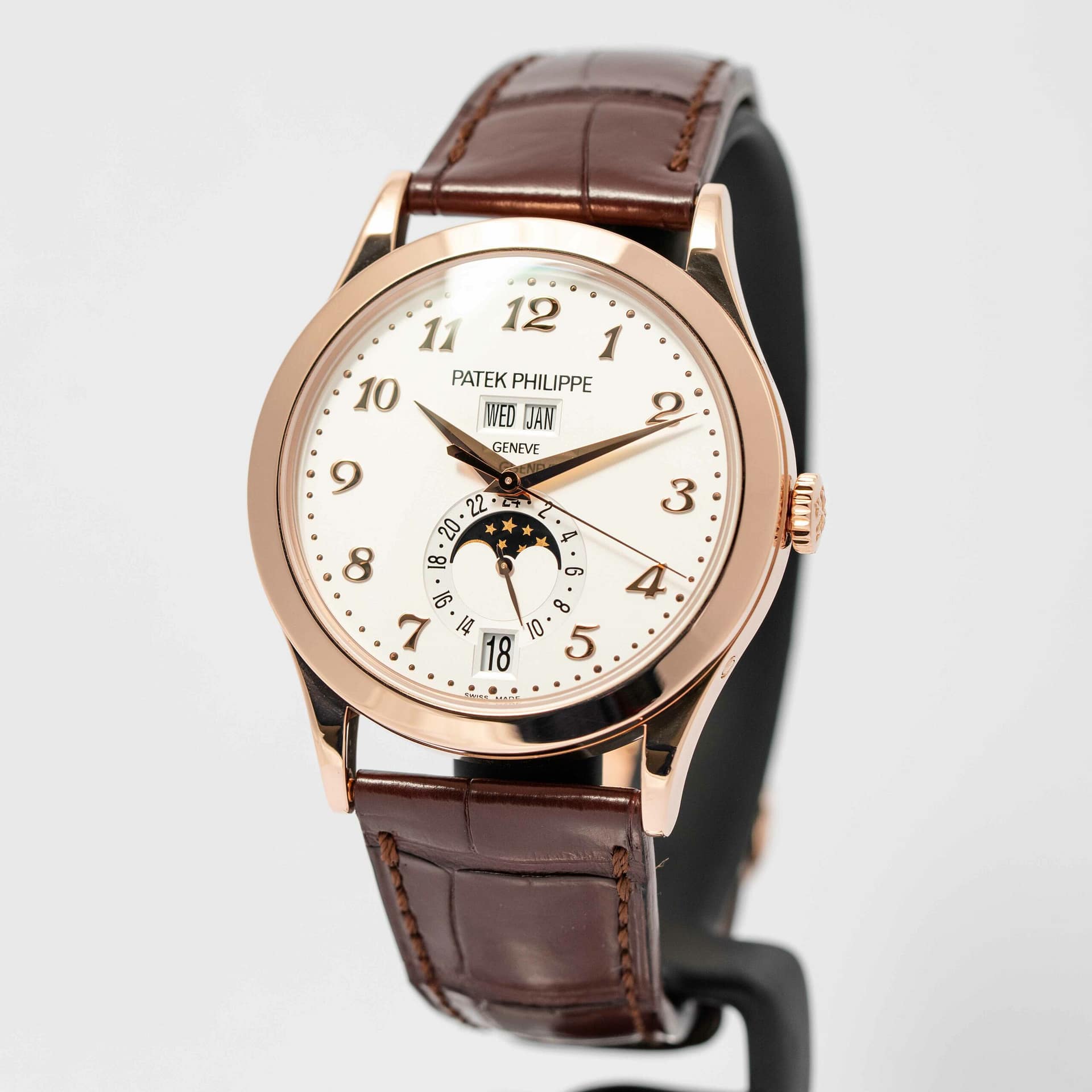 Patek Philippe 5396R Calatrava Annual Calendar Moon Phase Rose Gold 38 ...